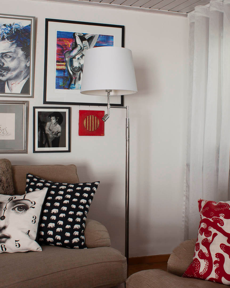 Orlando Floor lamp chrome/white | By Rydéns